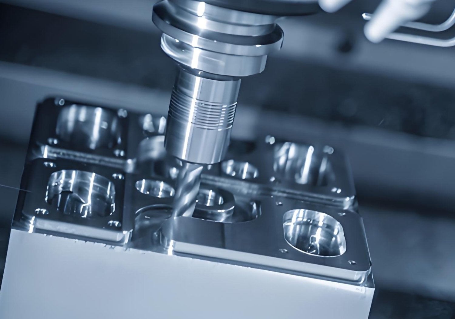 Apa itu Precision Injection Molding? Panduan Lengkap - FECISION